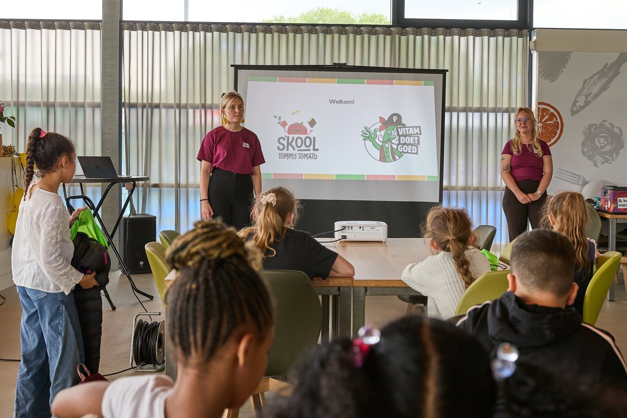 PERSBERICHT – TommyTomato en Stichting Vitam Doet Goed lanceren gezond ...